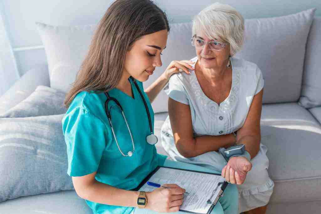 Evde tıbbi yardım Nexx Home Healthcare Center, Dubai, foto