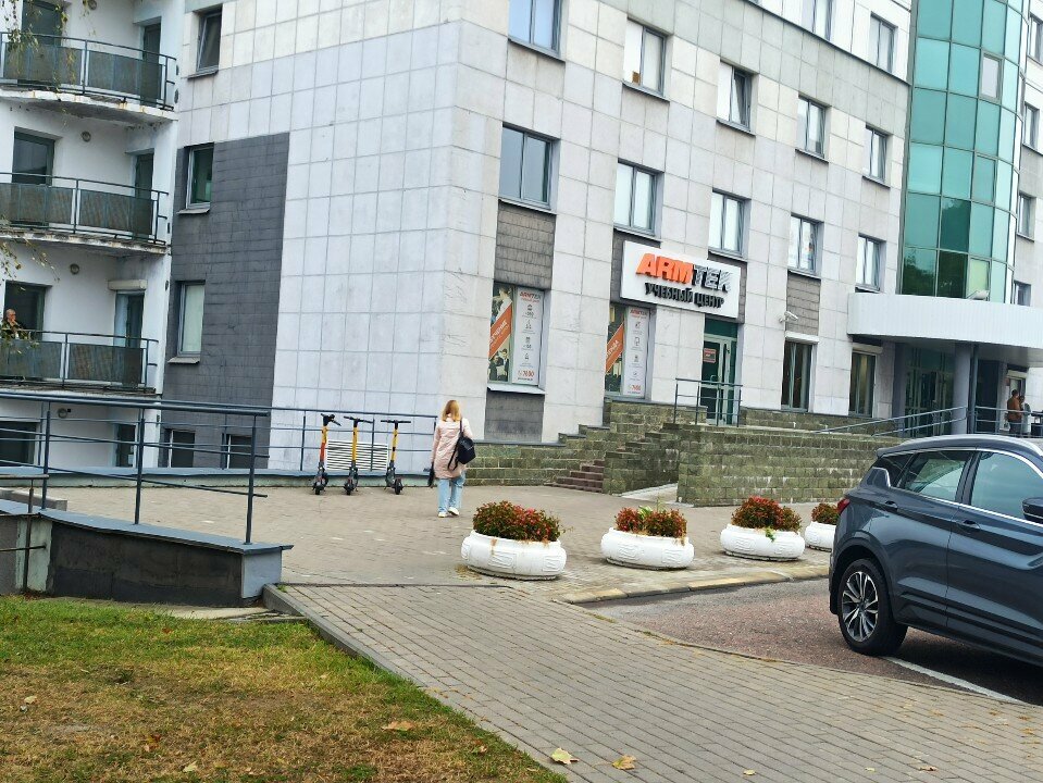 Eğitim merkezleri Armtek, Minsk, foto