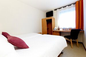 Hotel Kyriad Créteil/Bonneuil-sur-Marne (Île-de-France, Val-de-Marne, Bonneuil-sur-Marne, Carrefour du Général de Gaulle), otel