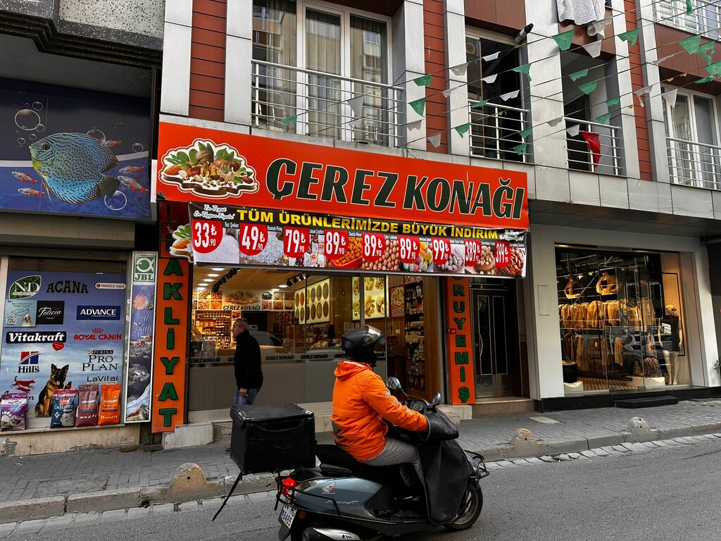Kuruyemiş, atıştırmalık, kuru meyve Çerez Konağı, İstanbul, foto