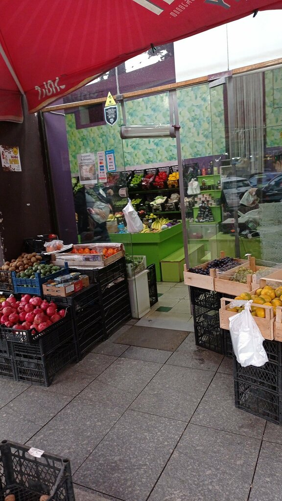 Manavlar Продуктовый магазин, Batum, foto