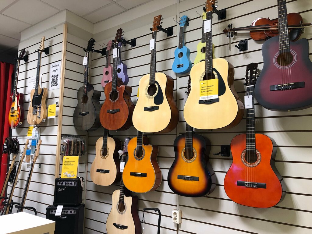 Enstrüman mağazaları Lenon Store & Guitar Workshop, Saint‑Petersburg, foto