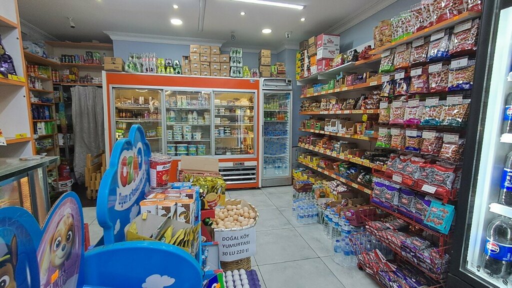 Mini-market Meşhur Tostçu Eren Büfe, İstanbul, foto
