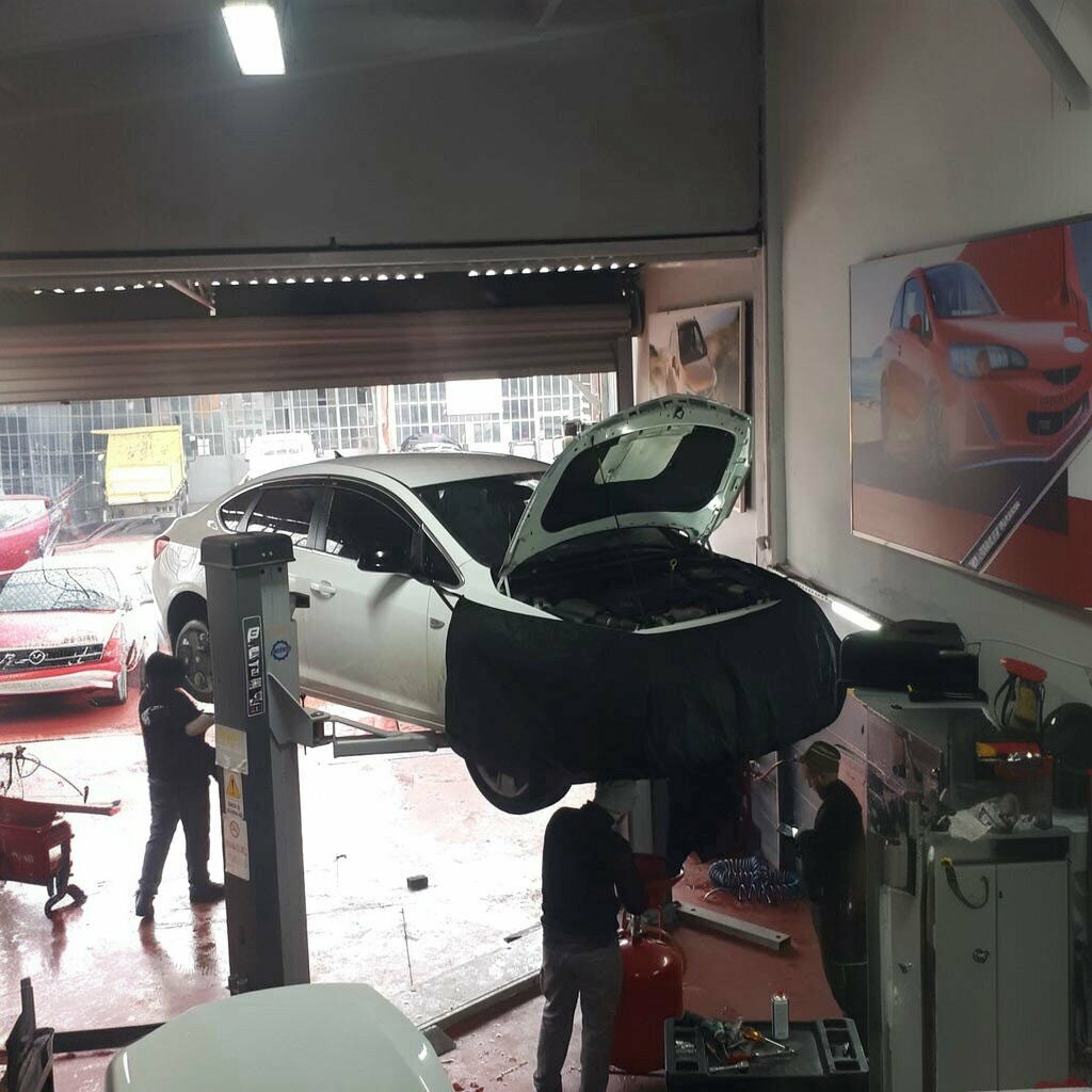 Otomobil servisi Öz Opel Otomotiv, İzmit, foto