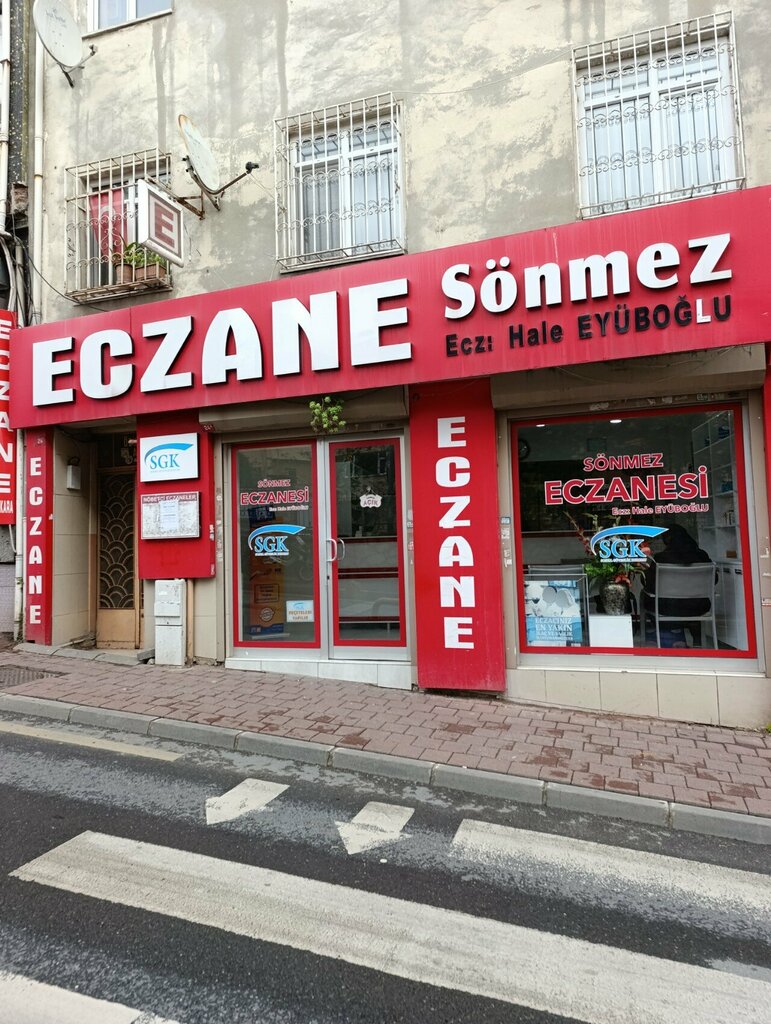 Eczaneler Sönmez Eczanesi, İstanbul, foto