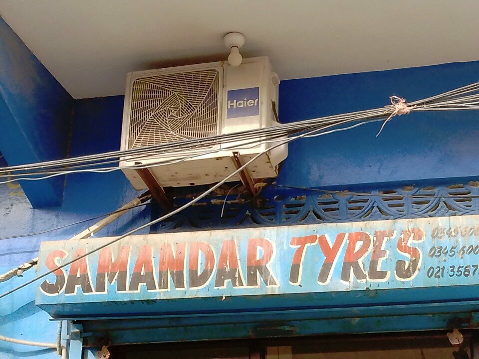 Cep telefonu aksesuarları Samandar, Karaçi, foto