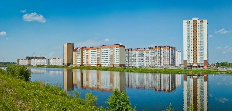 Konut blokları Приозёрье, Tiumen, foto