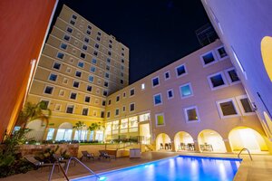 Holiday Inn Express Merida Centro (Yucatán, ciudad de Mérida), otel  Merida'dan