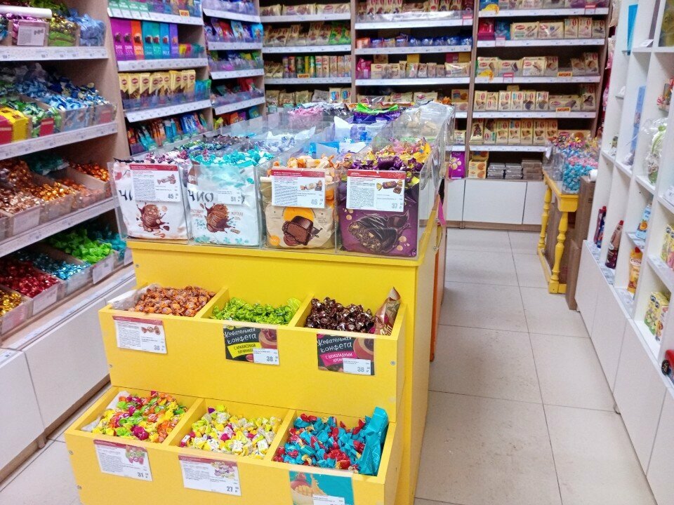 Pasta, şekerleme ve tatlı Kdv Candyland, Cherepovets, foto