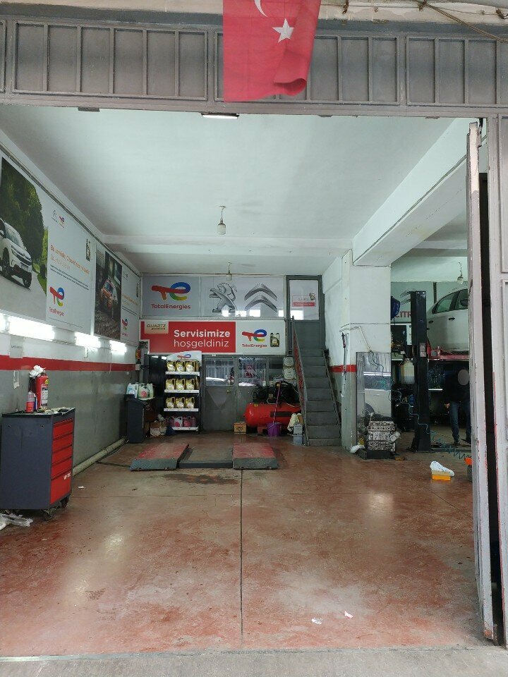 Otomobil servisi Oto Şenkaya Mekanik Onarım Servisi, İstanbul, foto