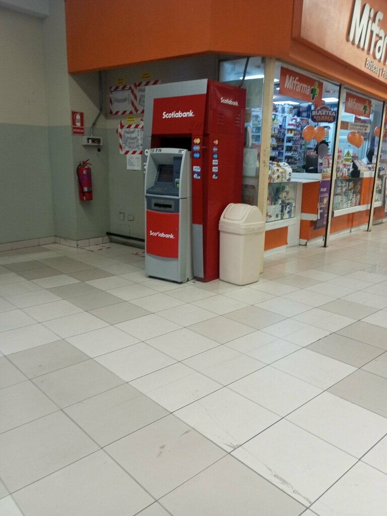 ATM'ler ATM Scotiabank, Lima, foto