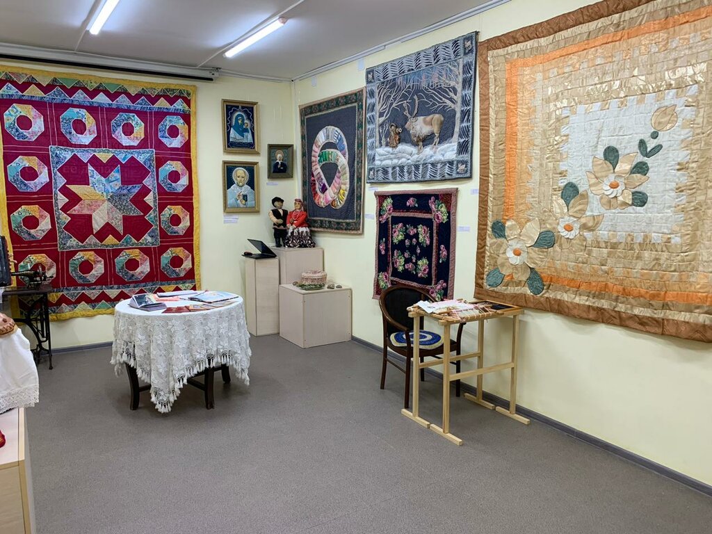 Kültür merkezleri Дом народных ремесел, Vishniy Volochek, foto