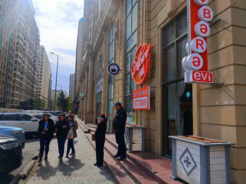 Restoran Düşbərə evi, Bakü, foto