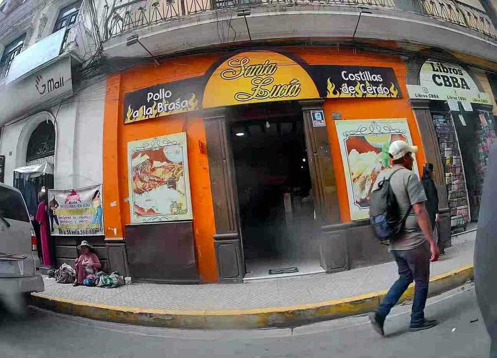 Restoran Pollos Santa Lucia Sc. General Acha, Cochabamba, foto