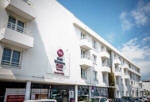 Appart Hôtel Le Liberté (Place de la Libération No:6, Vannes), otel  Vannes'dan