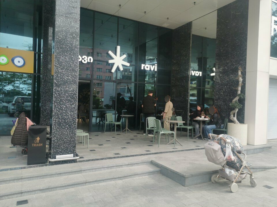 Restoran Ravi Neo-bistro, Batum, foto