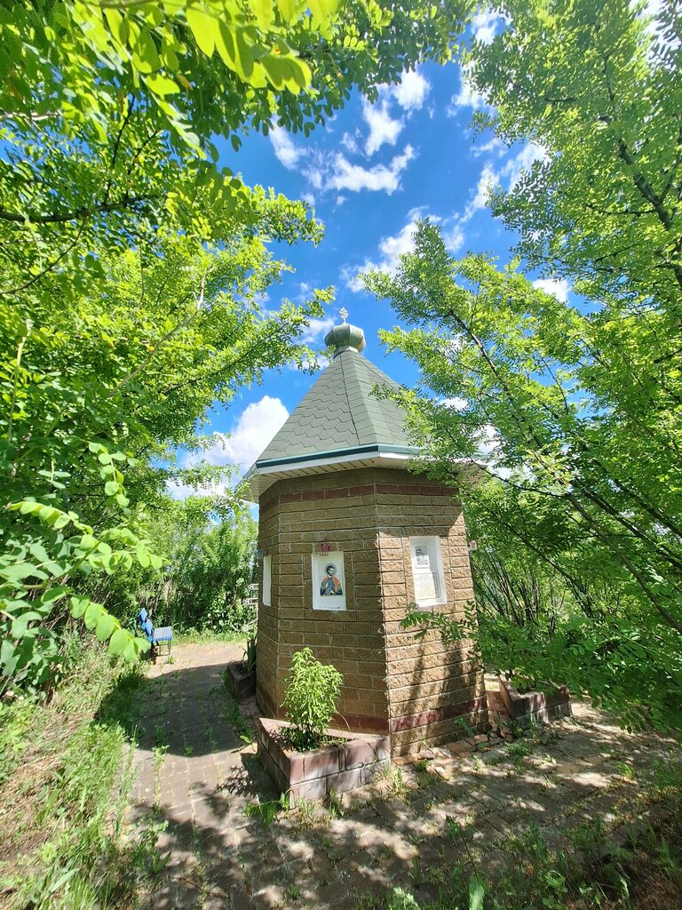 Şapel, haç anıtı Колычевская часовня, Nijegorodskaya oblastı, foto