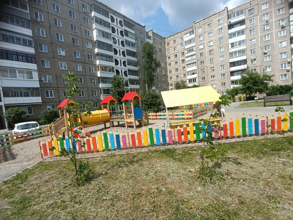 Oyun alanı Playground, Nijni Tagil, foto