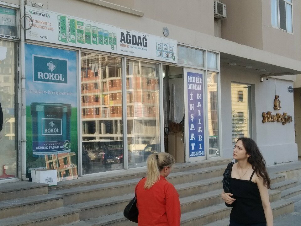 Kamu hizmet şirketi Ağdağ inşaat, Bakü, foto