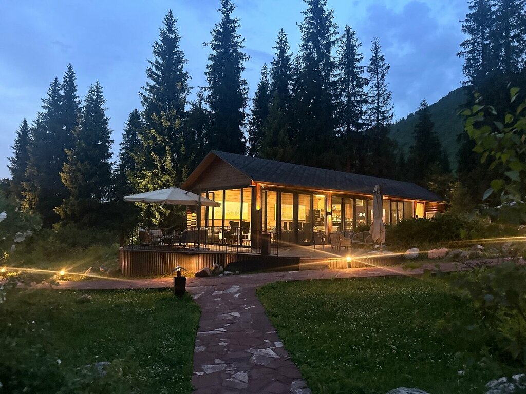 Otel E'den, Almatı eyaleti, foto