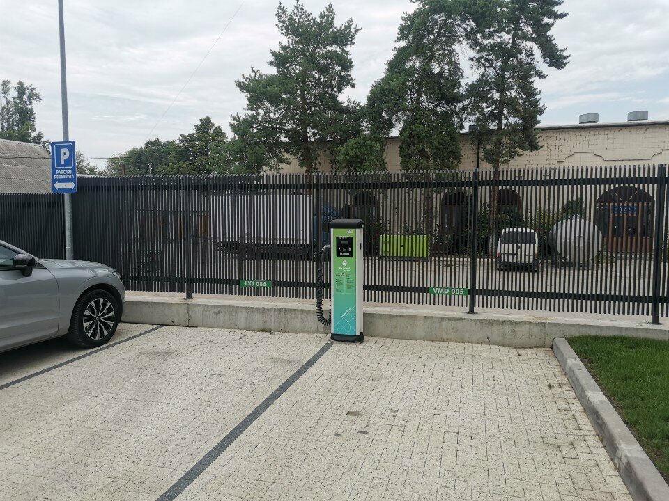 Elektrikli oto şarj istasyonları Ev Point, Kişinev, foto