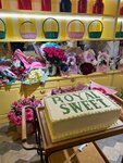 Royal sweet (Gaziza Zhubanova Street No:48), pasta, şekerleme ve tatlı  Aktöbe'den