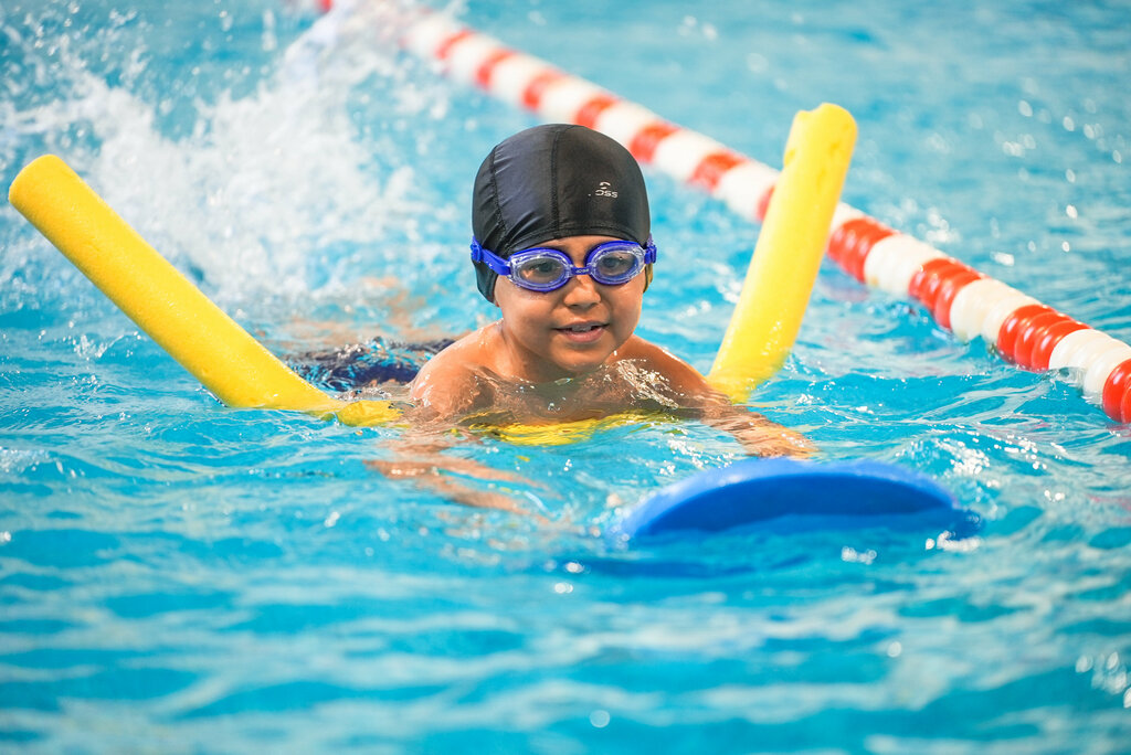 Yüzme havuzları Pro. Plyt, Moskova, foto