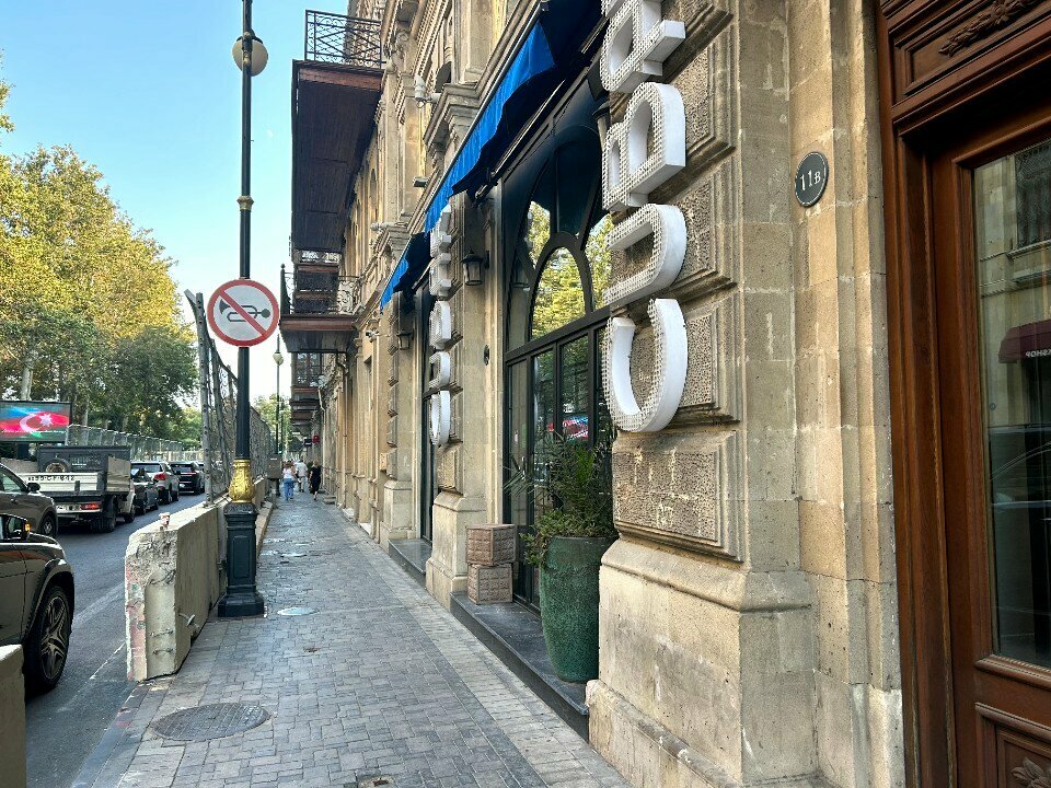 Bar Cubar, Bakü, foto