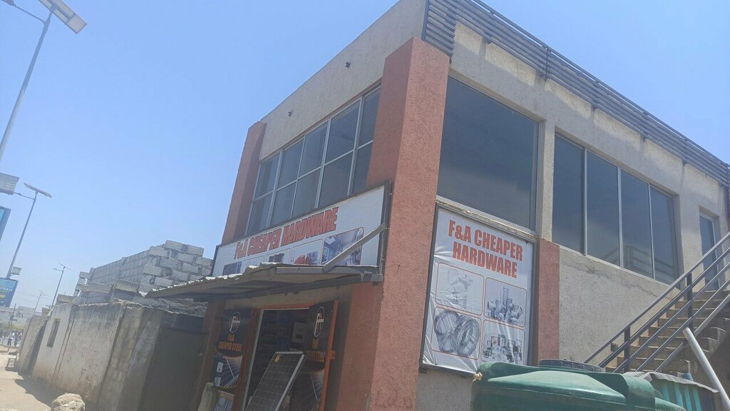 Pencere aksesuarları F & A Cheaper hardware, Lusaka, foto