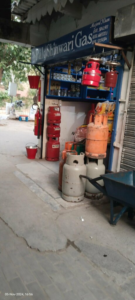 Tüp bayileri Pak Shinwari Gad Point, Islamabad, foto