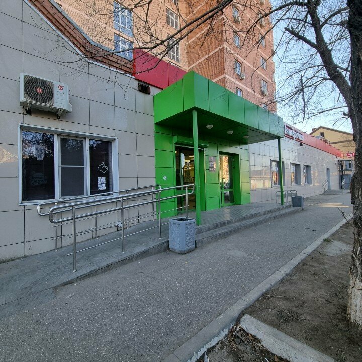 Süpermarket Пятёрочка, Astrahan, foto