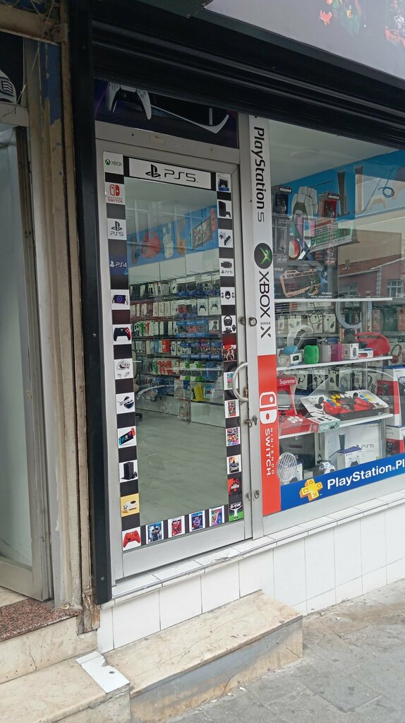 Oyun ve oyun konsolu firmaları One More Game, İstanbul, foto