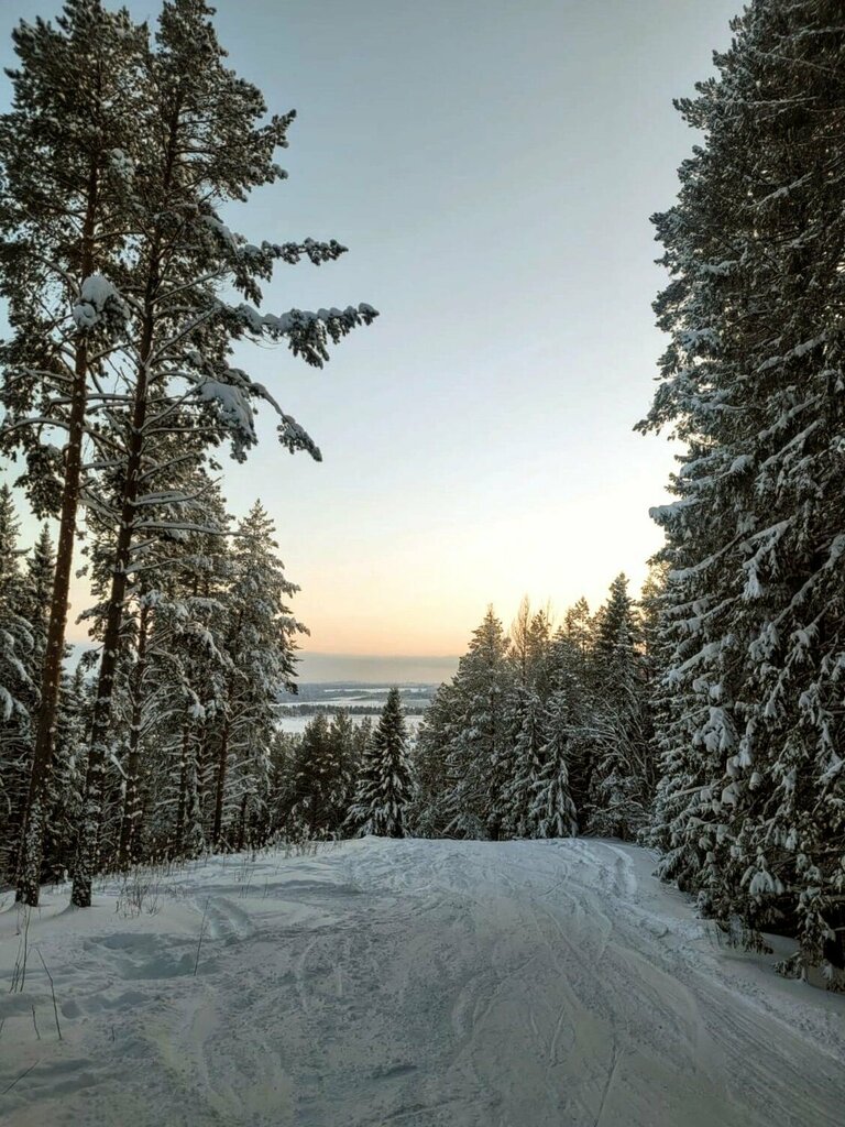 Kayak merkezleri Ski resort Myshchelka, Permski krayı, foto