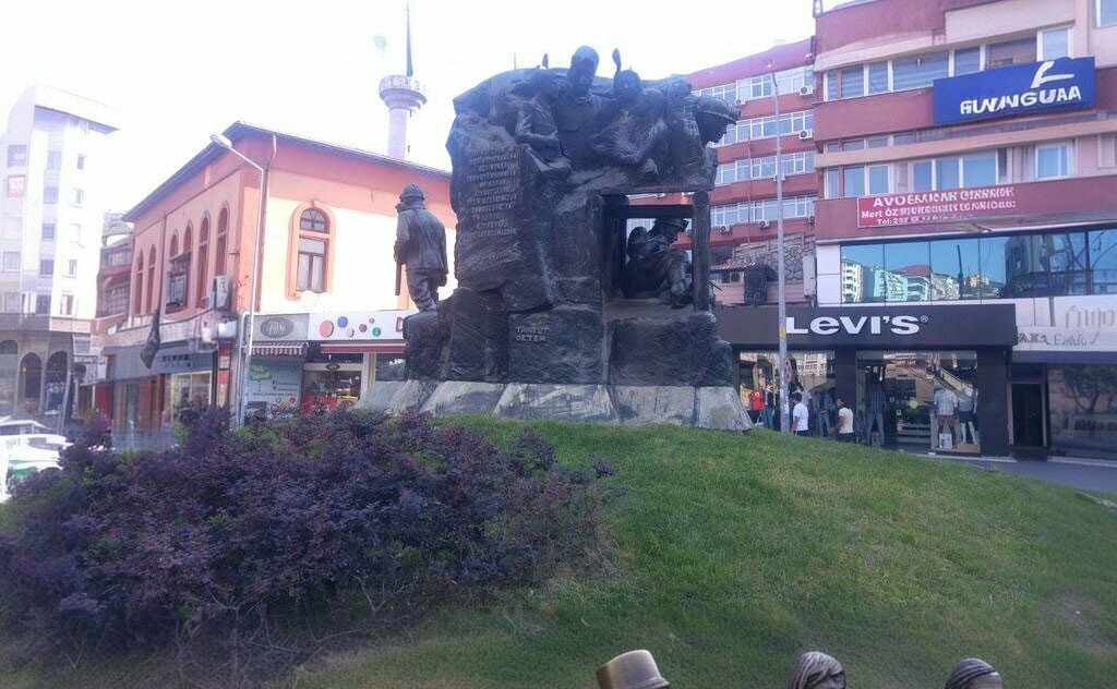 Giyim mağazası Öğretmenler Pazarı, Zonguldak, foto