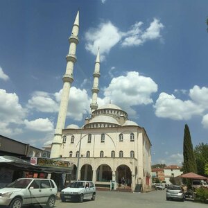 Hacı Ömerağa Cami (Burdur, Bucak, Oğuzhan Mah., İstiklal Cad.), cami  Bucak'tan