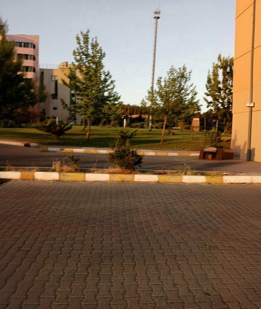 Hastaneler Dicle Üniversitesi Hastaneleri Kalp Hastanesi, Diyarbakır, foto