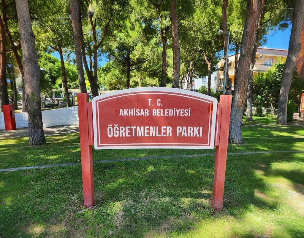 Kültür ve eğlence parkları Öğretmenler Parkı, Akhisar, foto