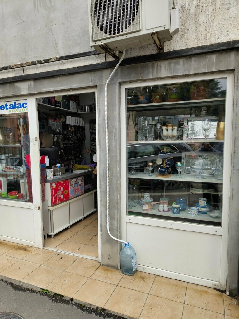 Züccaciye mağazaları Metalac, Belgrad, foto