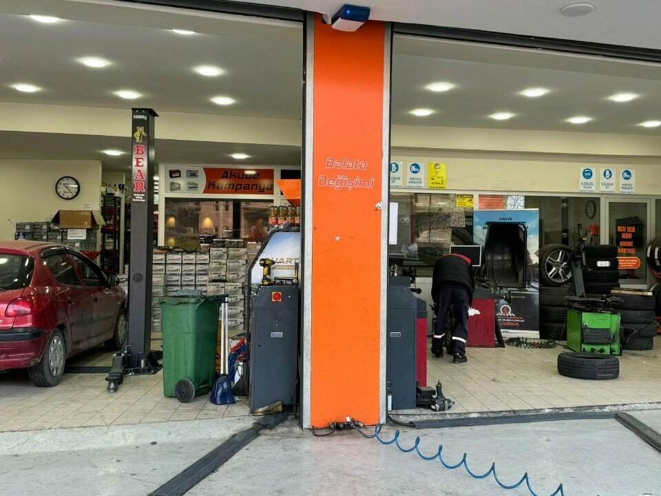 Otomobil servisi Oto Pratik, Ankara, foto