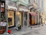 Stilus (Katipmustafa Çelebi Mah., Billurcu Sok., No:4, Beyoğlu, İstanbul), giyim mağazası  İstanbul'dan