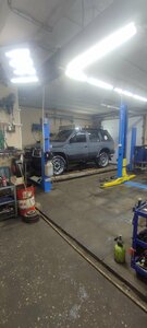 Автотехцентр Гараж (Sovetskaya ulitsa No:80), otomobil servisi  Viazniki'den