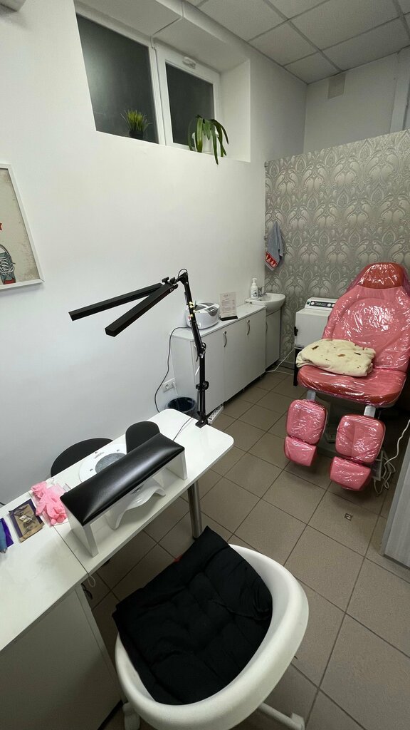 Manikür-pedikür Pink&blak, Sevastopol, foto