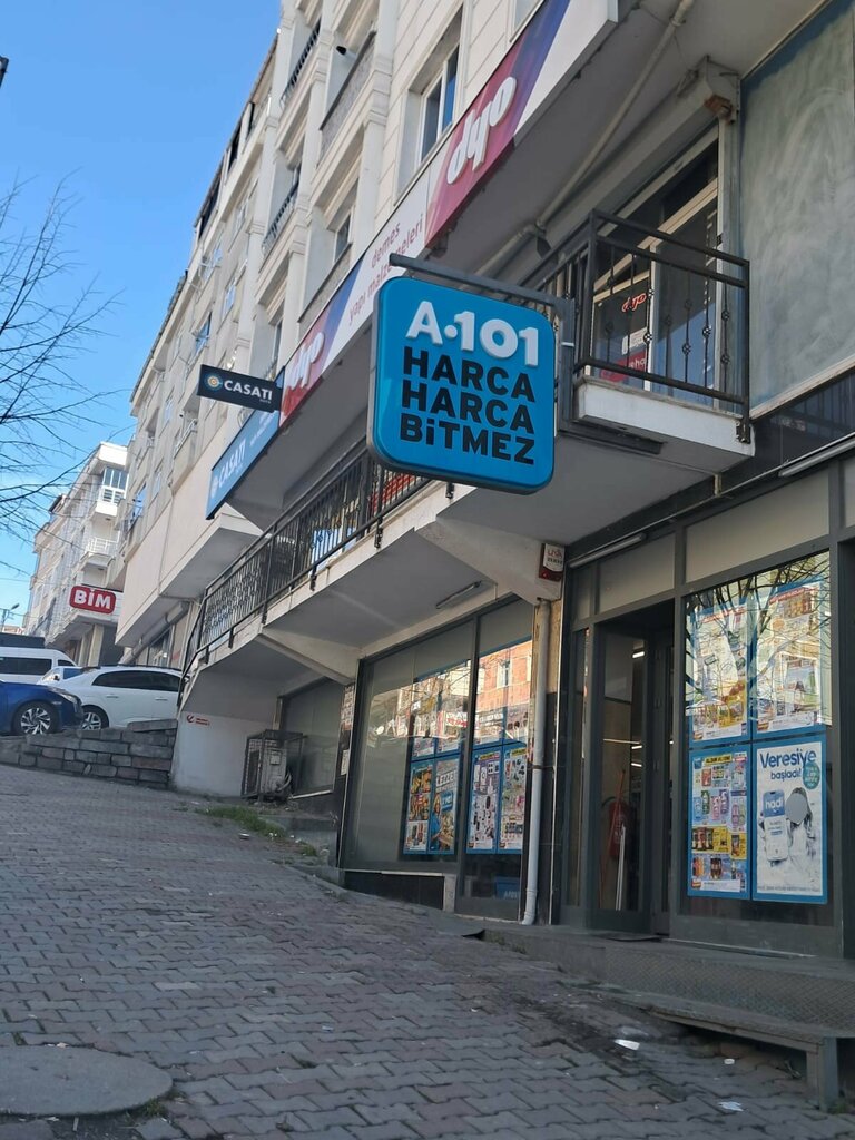 Boya ve cila malzemeleri üretim ve satış yerleri Demes Yapı Malzemeleri, İstanbul, foto