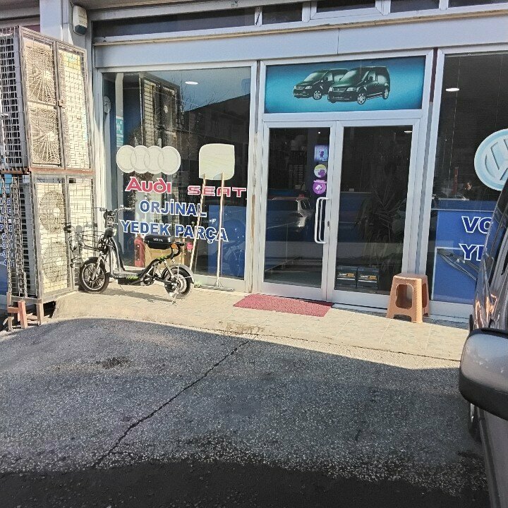 Otomobil yedek parçaları Tutku Otomotiv, İstanbul, foto