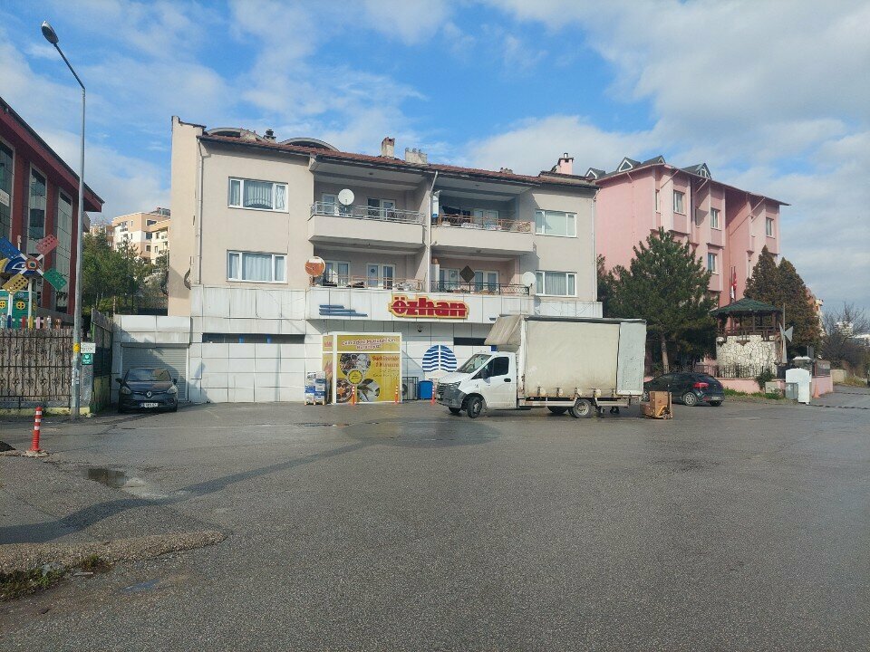 Süpermarket Özhan, Bursa, foto