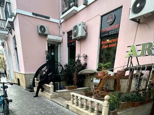 Mersin (Sеid Rustеmov Street No:1), fast food  Bakü'den