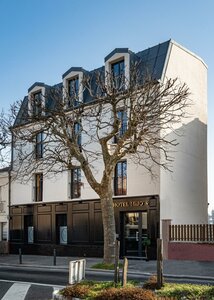 Mijo's Appartements Hôtel (Avenue Victor Hugo No:20, Fontenay-sous-Bois), otel