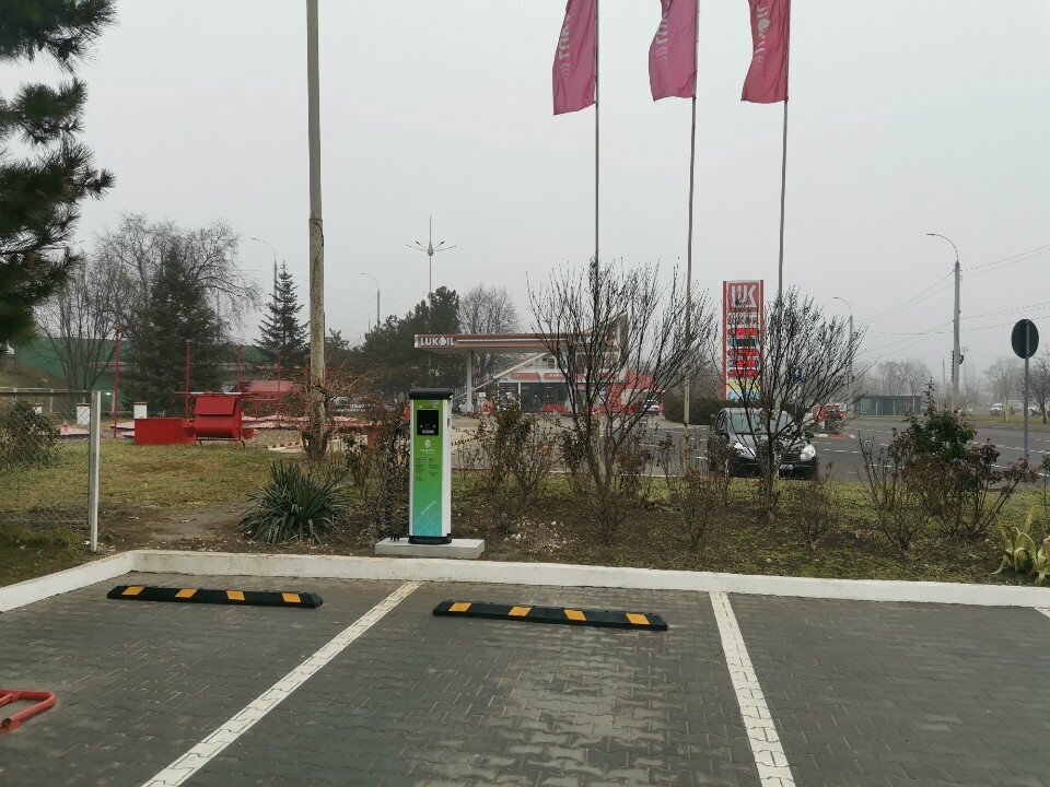 Elektrikli oto şarj istasyonları Ev Point, Kişinev, foto