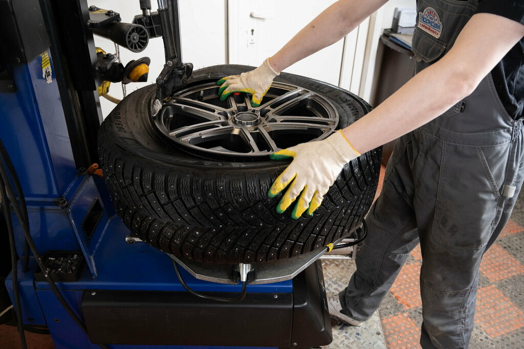 Oto lastik tamiri Шиномонтаж, Moskova ve Moskovskaya oblastı, foto