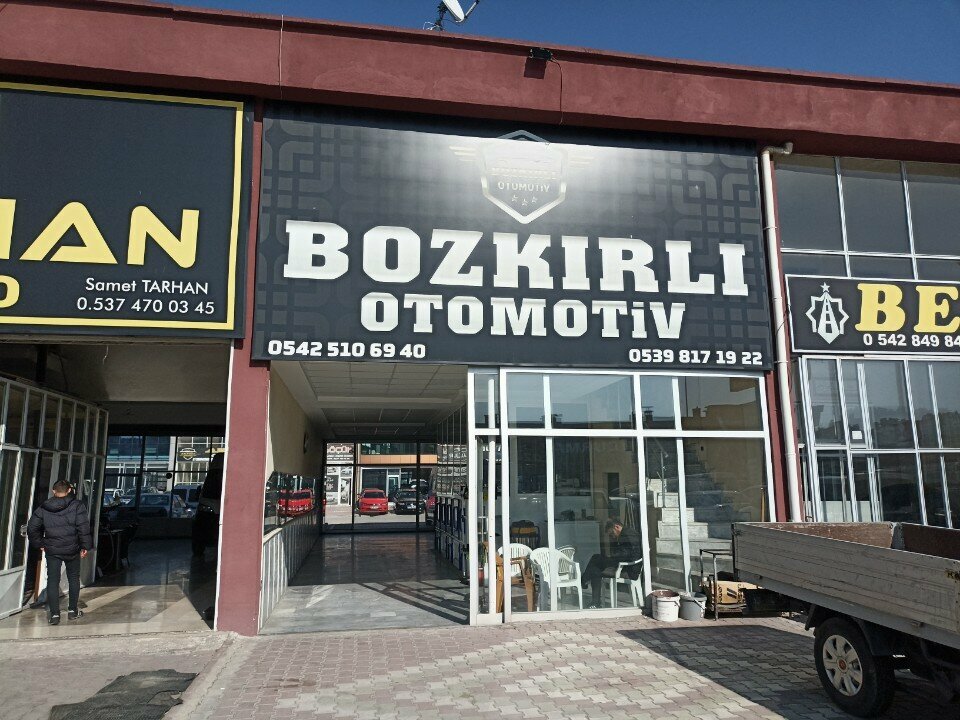 Otomobil satış galerileri Bozkırlı Otomotiv, Konya, foto